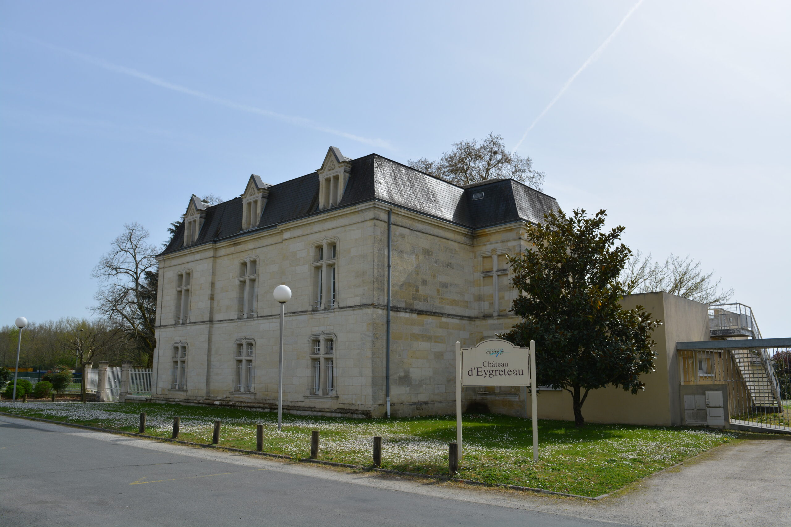 Histoire & Patrimoine - Coutras